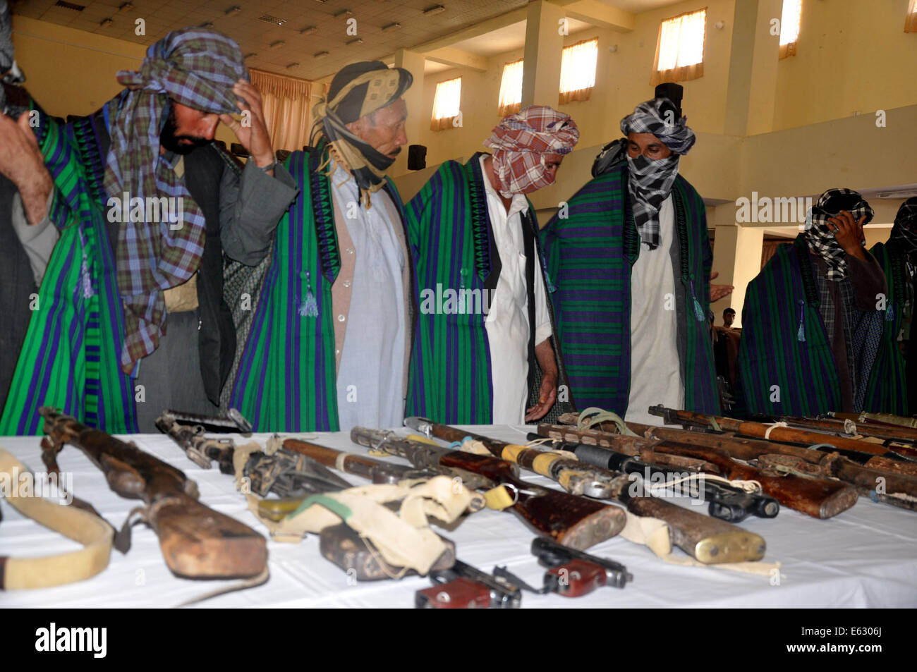 Surrender ceremony hi-res stock photography and images - Alamy