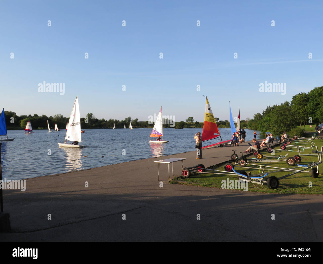 Sailing boats at Yeadon Tarn, Nr Leeds, Yorkshire Stock Photo - Alamy