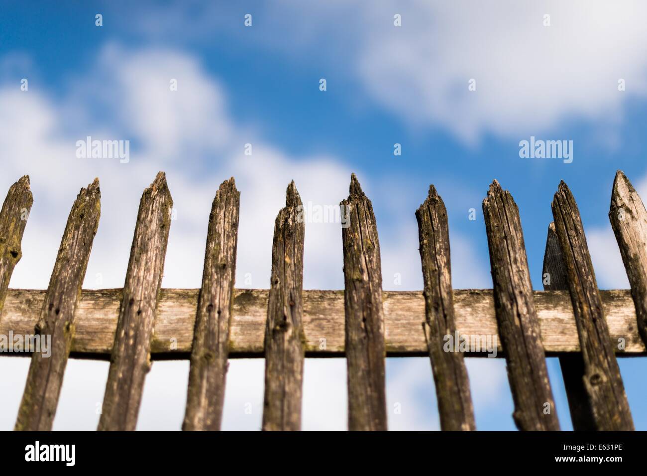 Old wooden picket fence hi-res stock photography and images - Alamy
