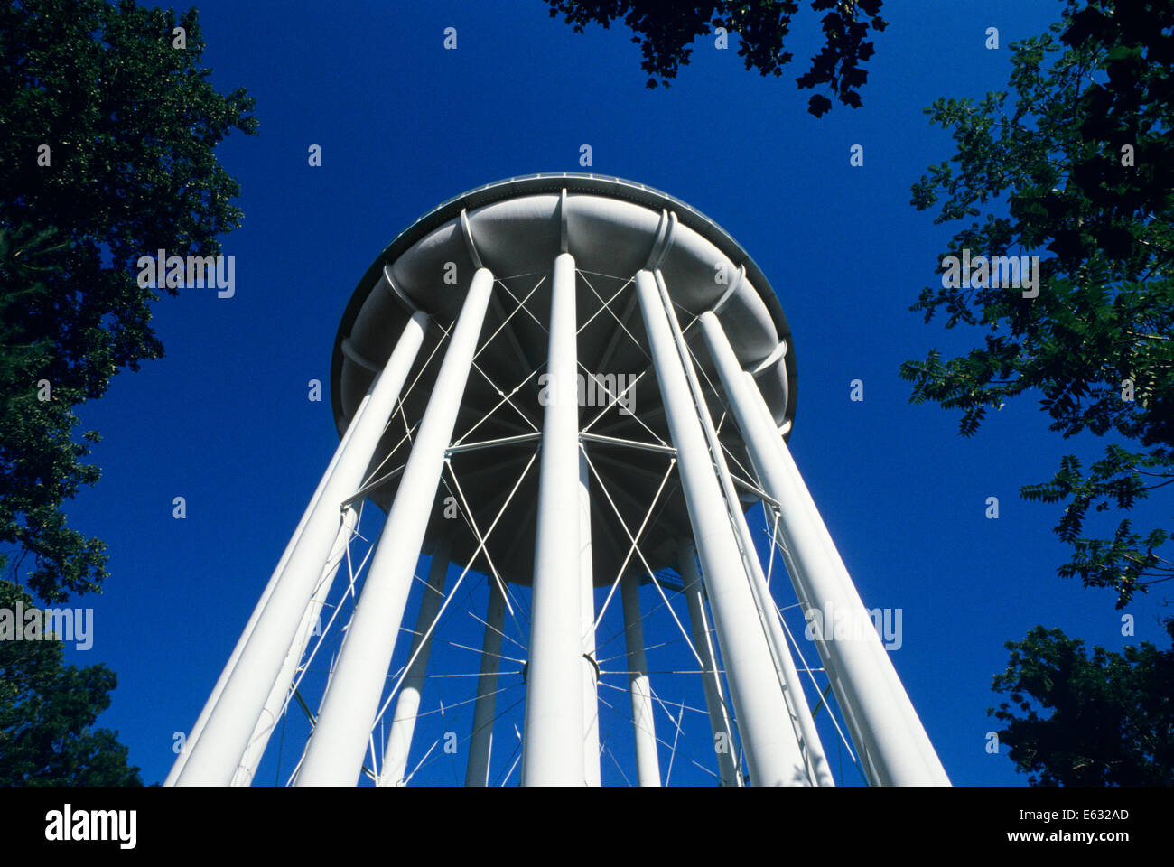 Hospital water supply hi-res stock photography and images - Alamy