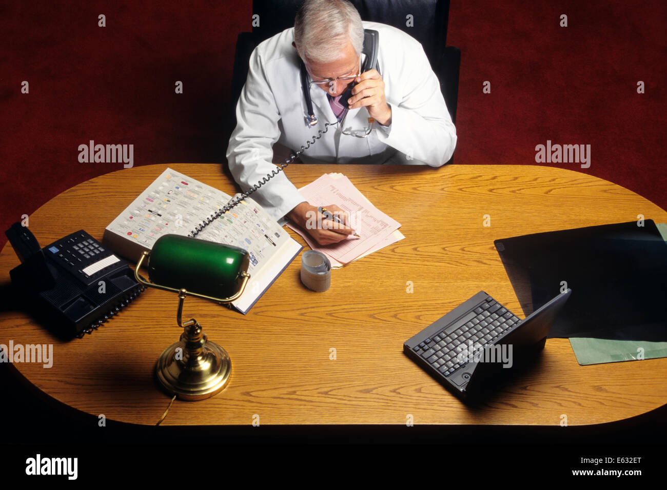 1990s computer lab hi-res stock photography and images - Alamy