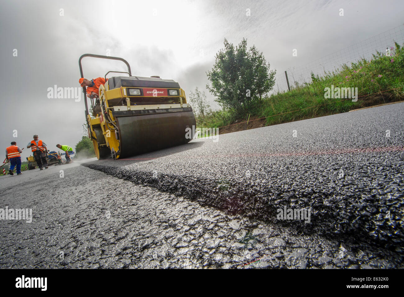 Tarmac industry hi-res stock photography and images - Alamy