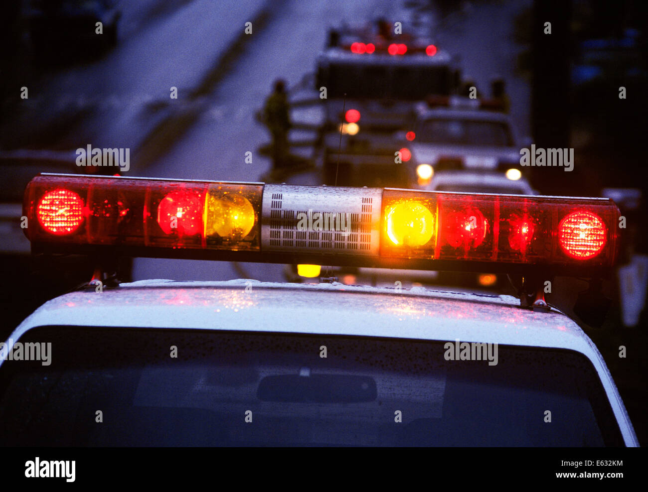 Police lights emergency vehicle flash hi-res stock photography and ...