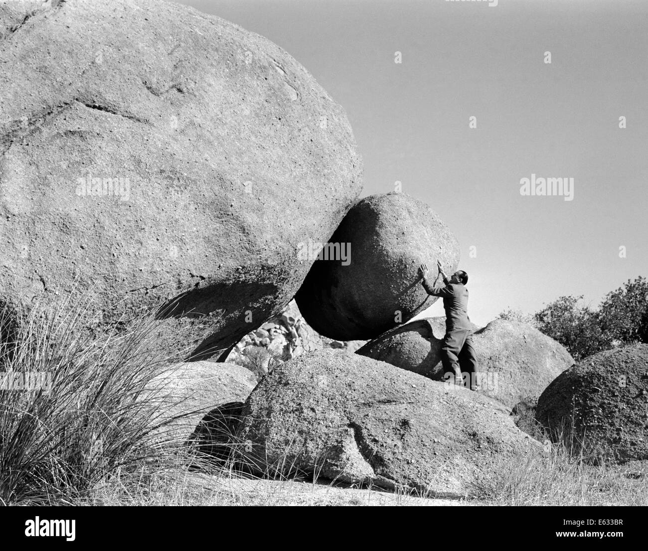 Boulder outdoors Black and White Stock Photos & Images - Alamy