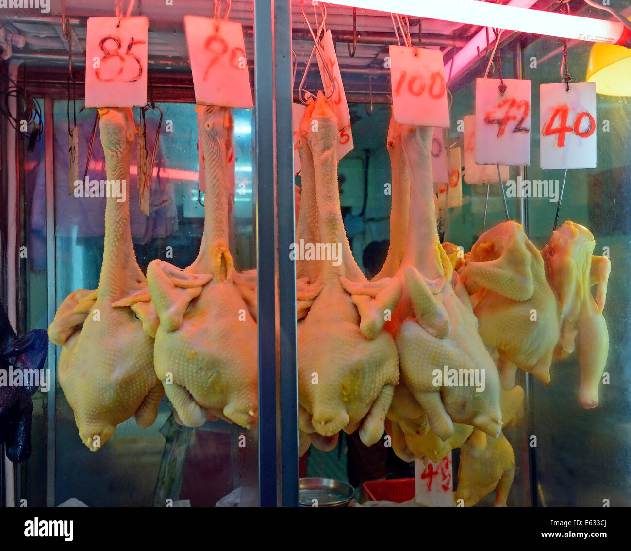 Chicken market hong kong hi-res stock photography and images - Alamy