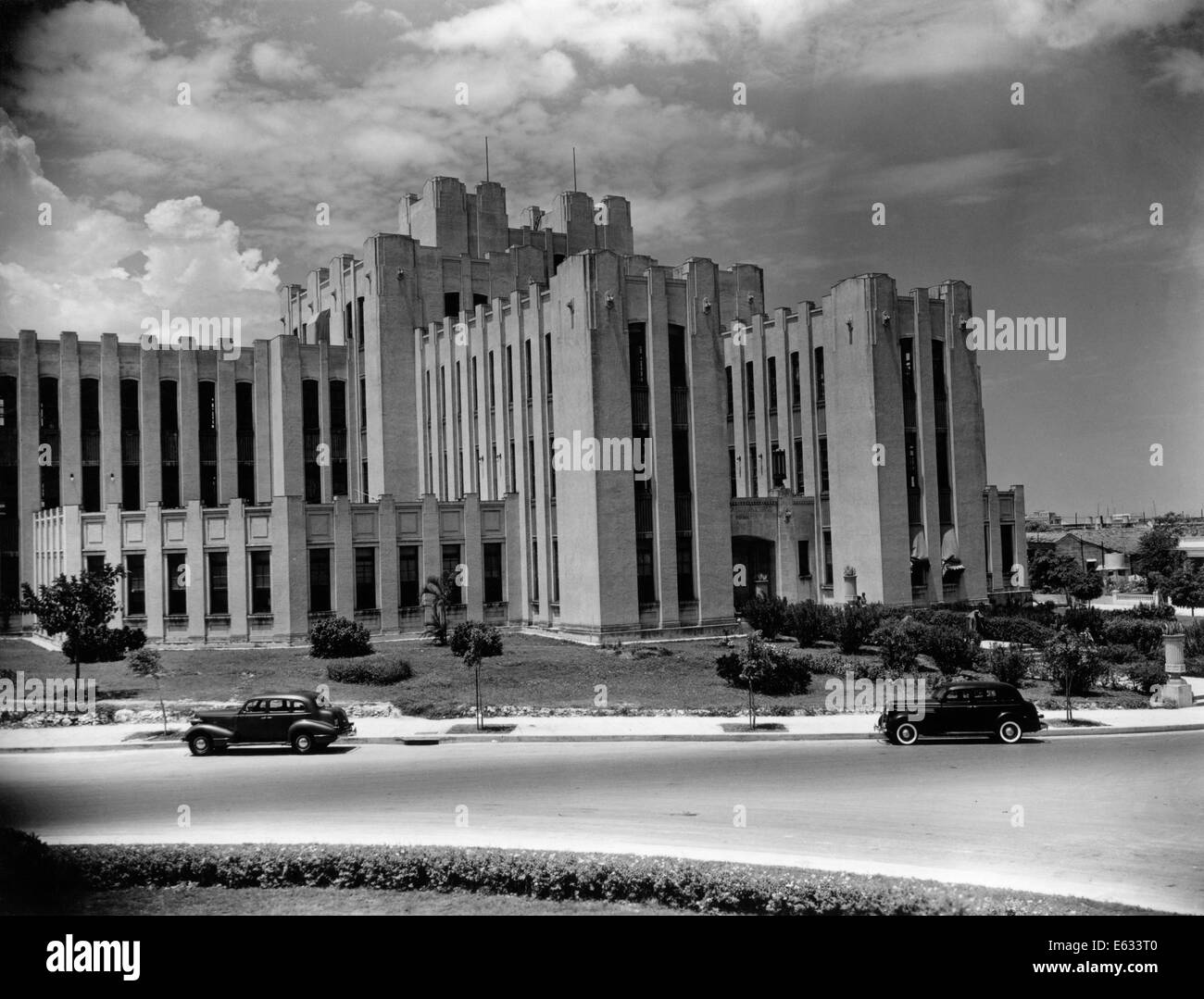 Hospital Havana Cuba High Resolution Stock Photography and Images - Alamy