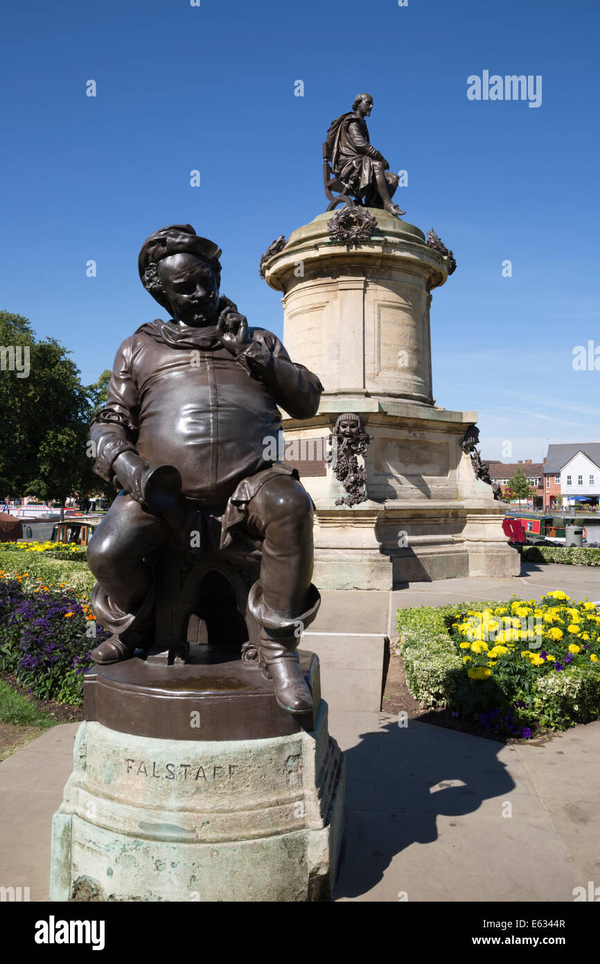 Shakespeare Monument, Stratford-upon-Avon, Warwickshire, England ...