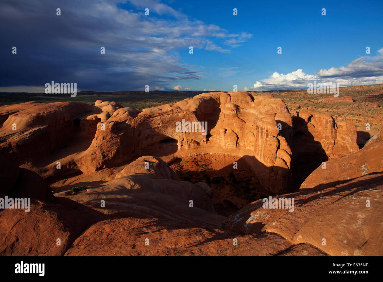Eroded rock formations hi-res stock photography and images - Alamy
