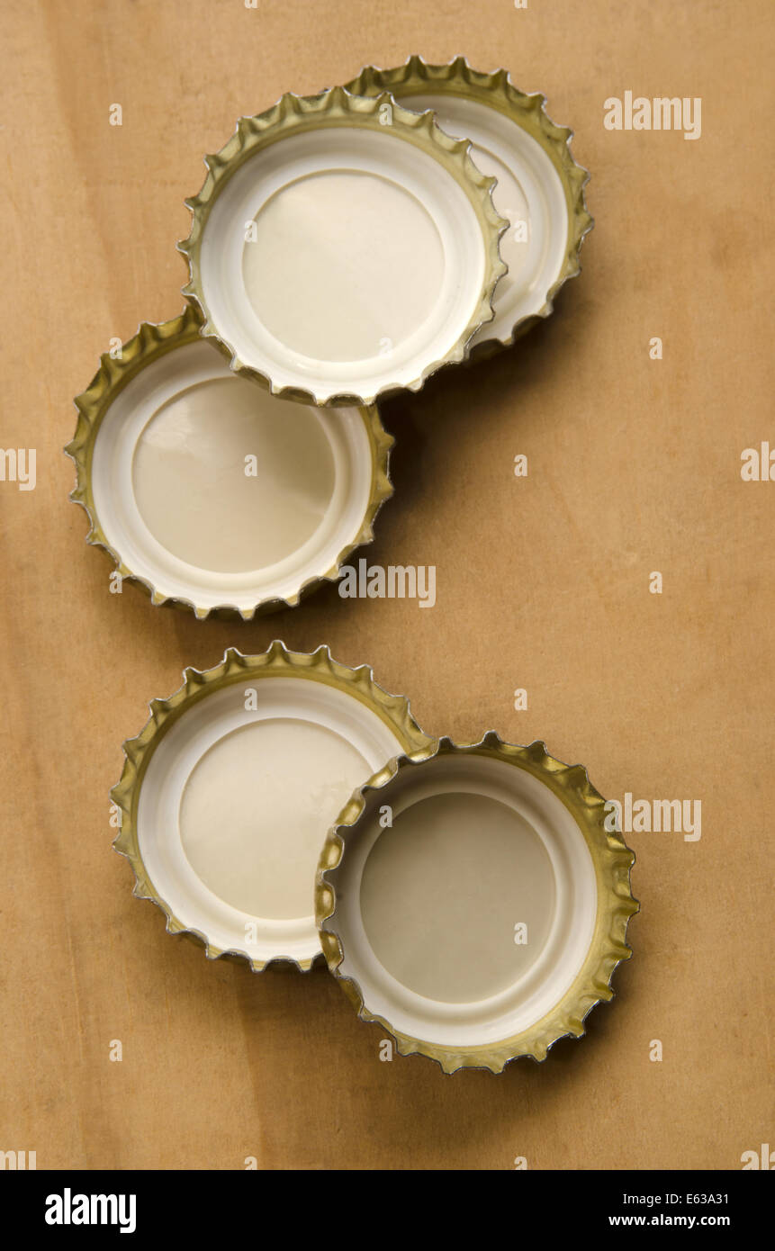 Golden metal cover hi-res stock photography and images - Alamy