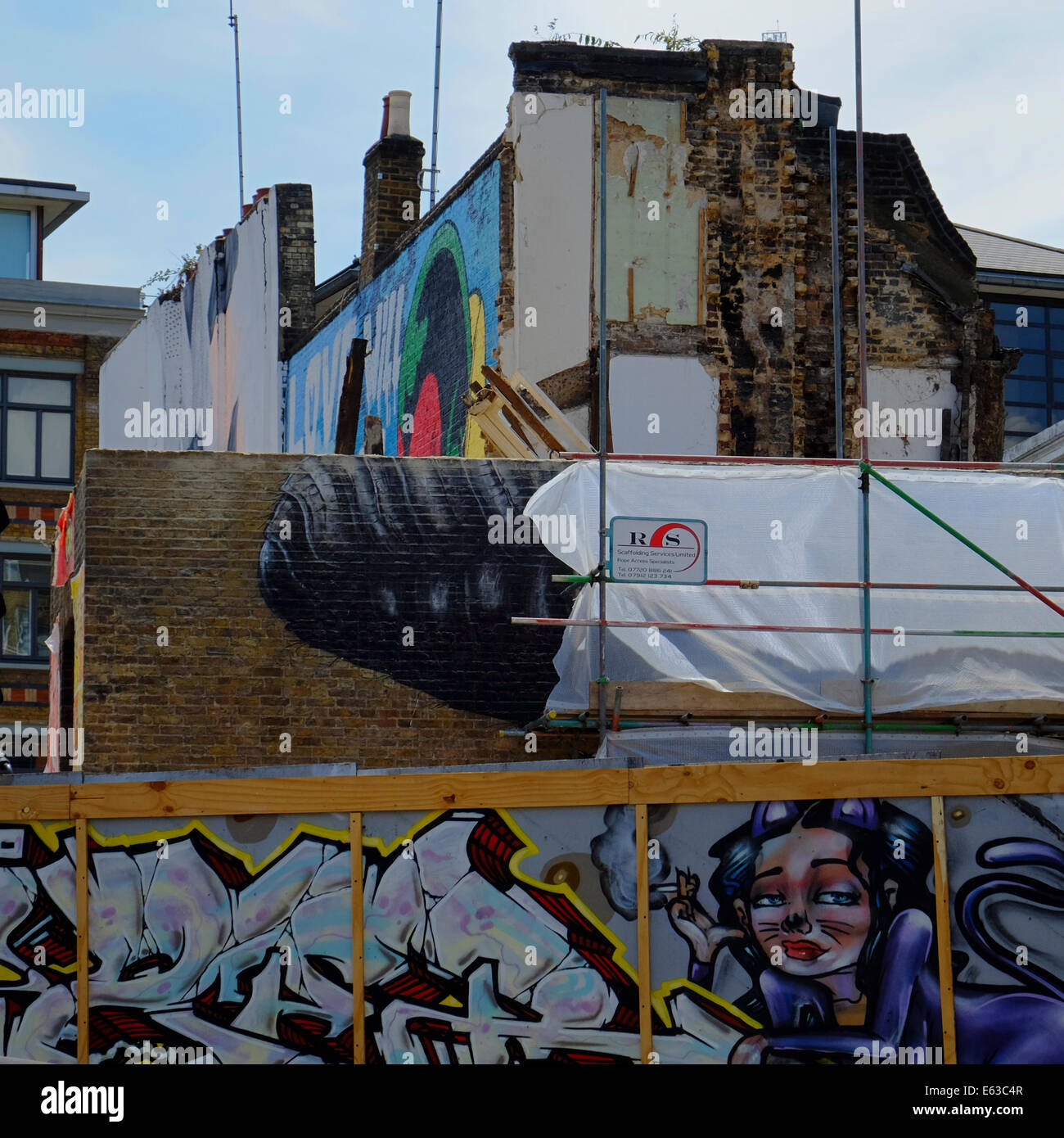 graffiti wall art at demolition site in Hackney, London Stock Photo - Alamy
