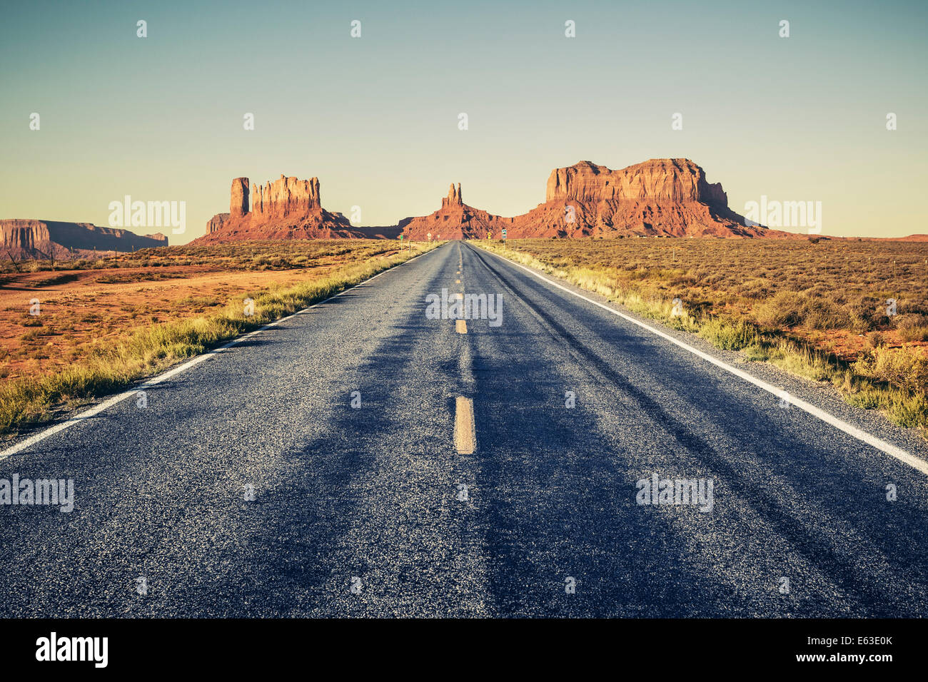 Long road to Monument Valley, USA Stock Photo - Alamy