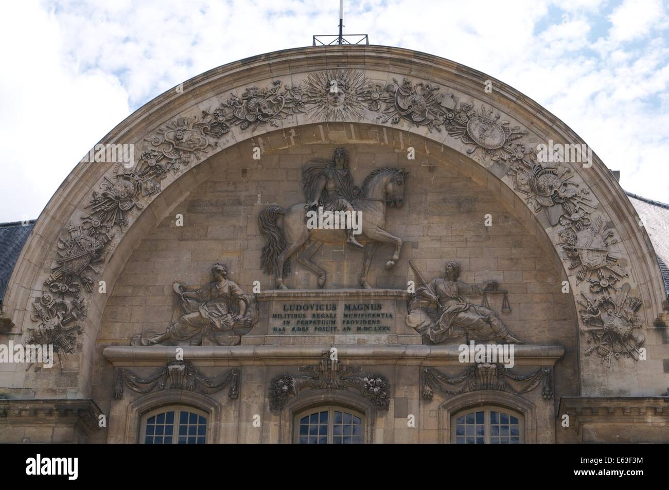 The picture of the entrance to the Museum Les Invalides, Paris Stock ...