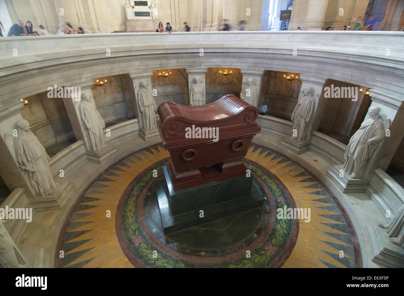 Napoleons tomb hi-res stock photography and images - Alamy