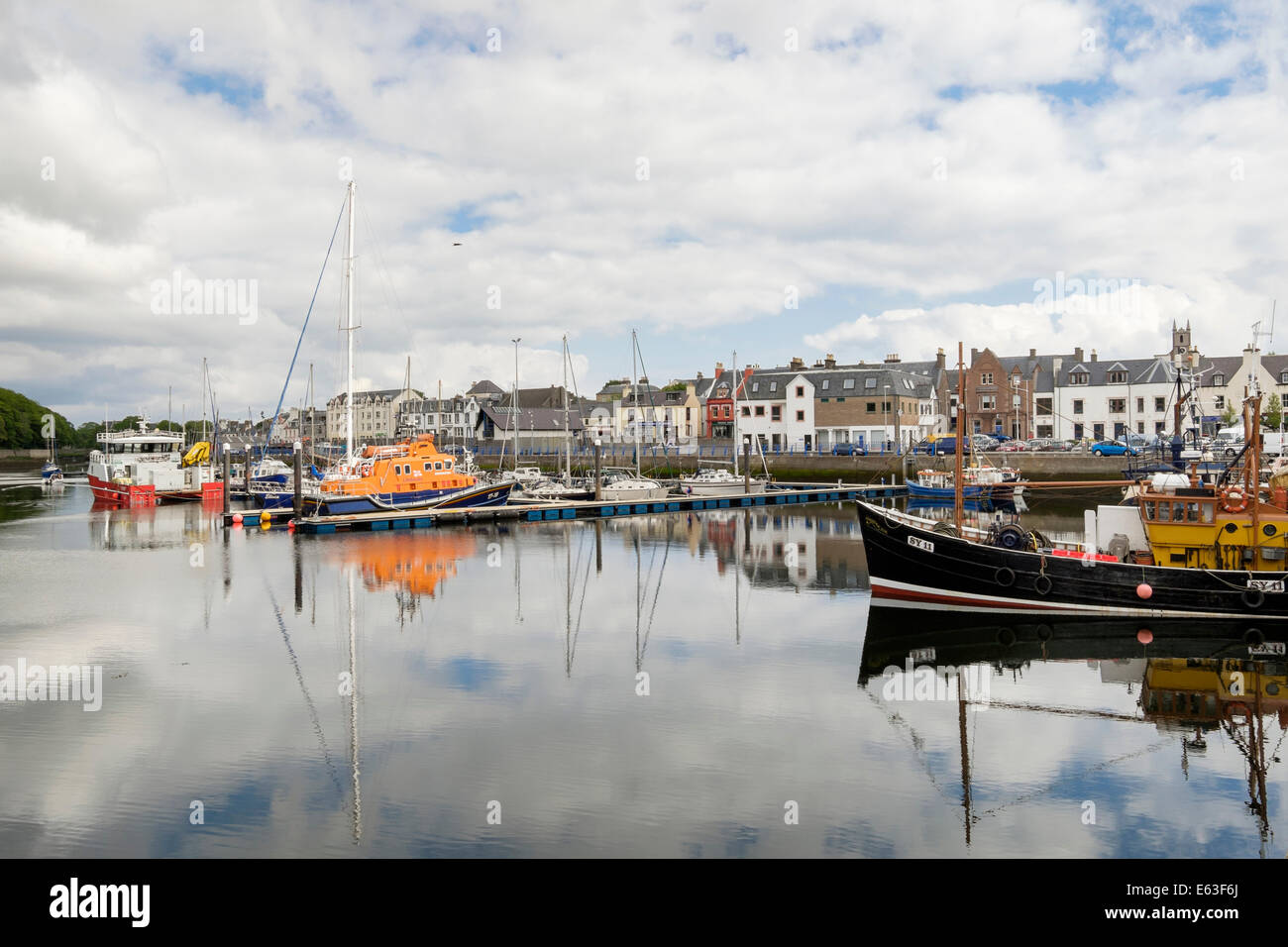 Stornoway waterfront hi-res stock photography and images - Alamy