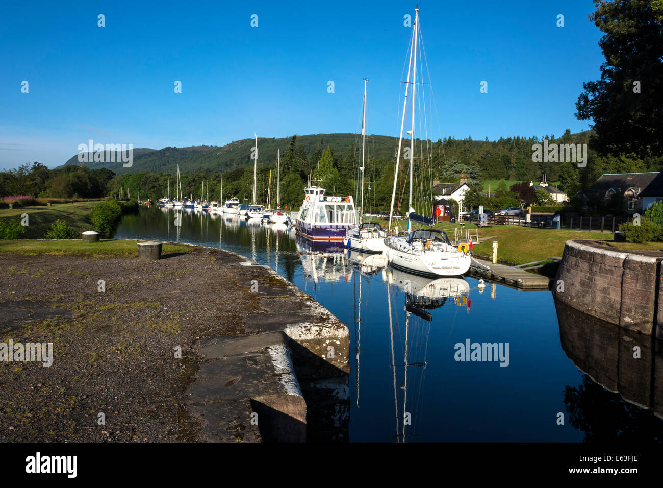 Caledonian canal at dochfour hi-res stock photography and images - Alamy