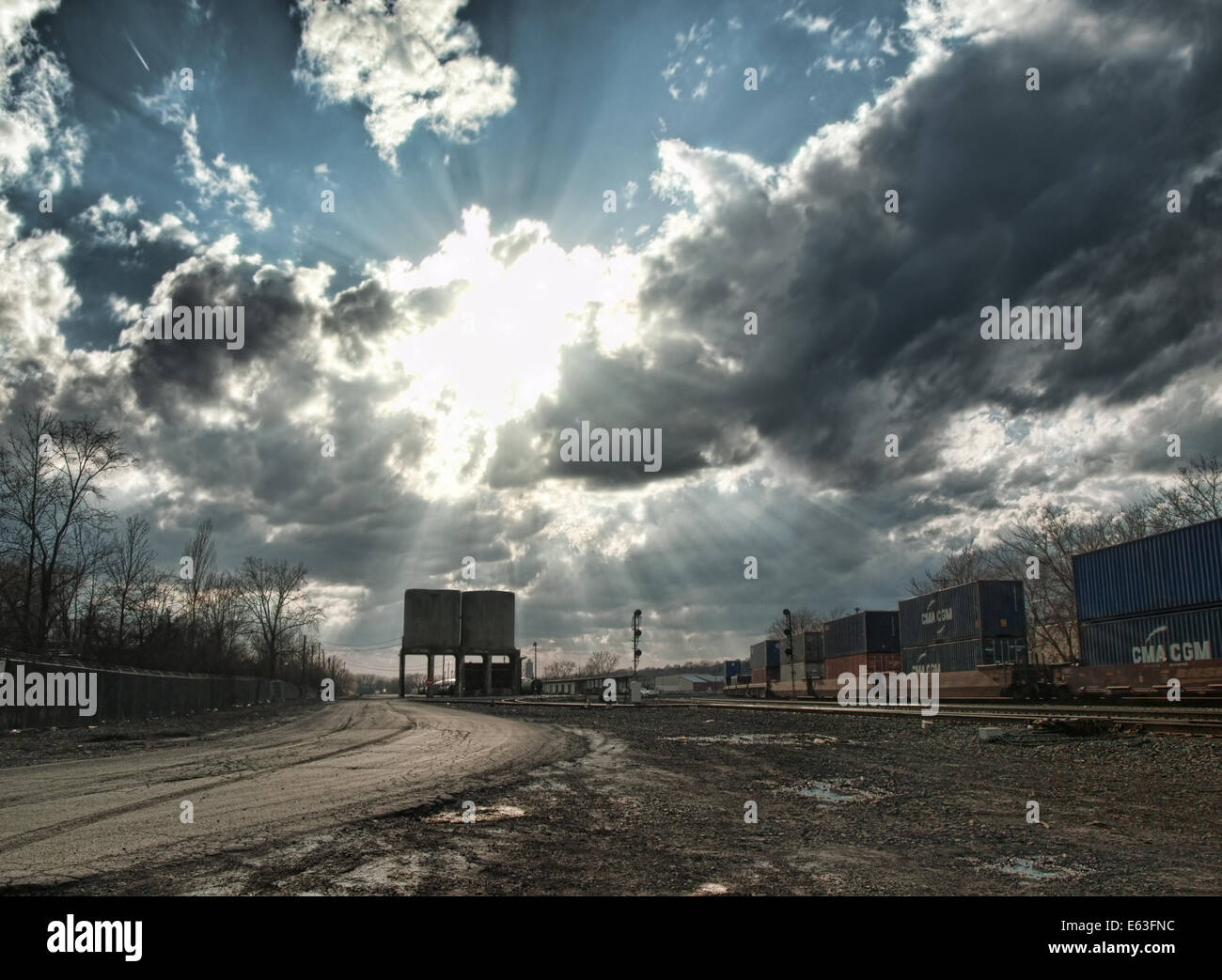 Train beams hi-res stock photography and images - Alamy