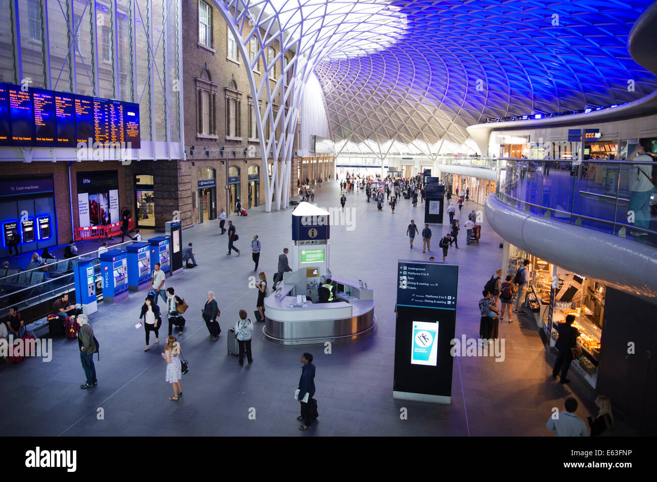 Kings cross station architecture hi-res stock photography and images ...