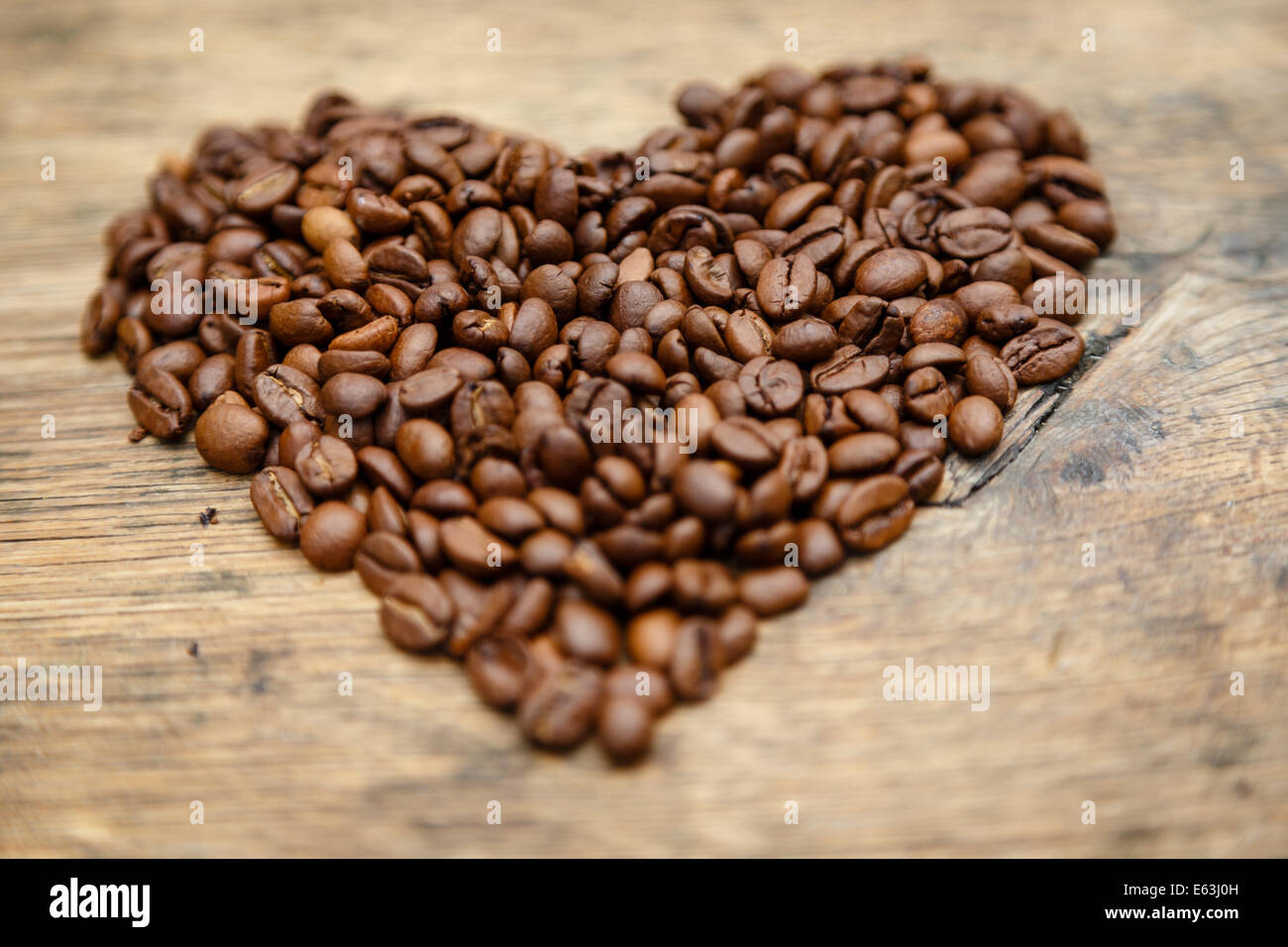 Coffee heart from coffee beans Stock Photo - Alamy