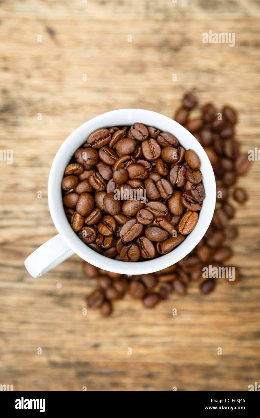 Filled coffee cup hi-res stock photography and images - Alamy