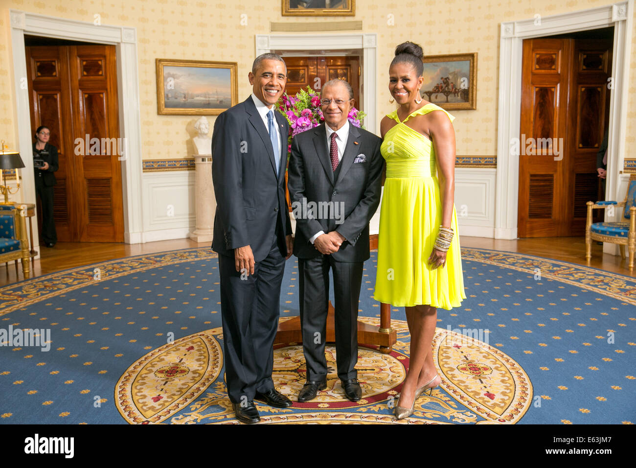 President Barack Obama and First Lady Michelle Obama greet Dr. The ...