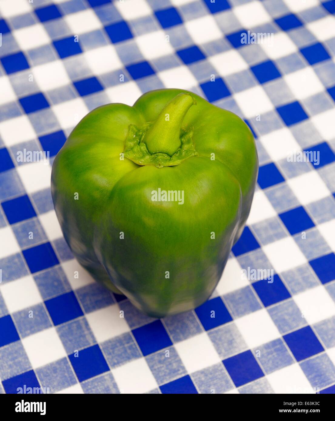 Green bell pepper Stock Photo - Alamy