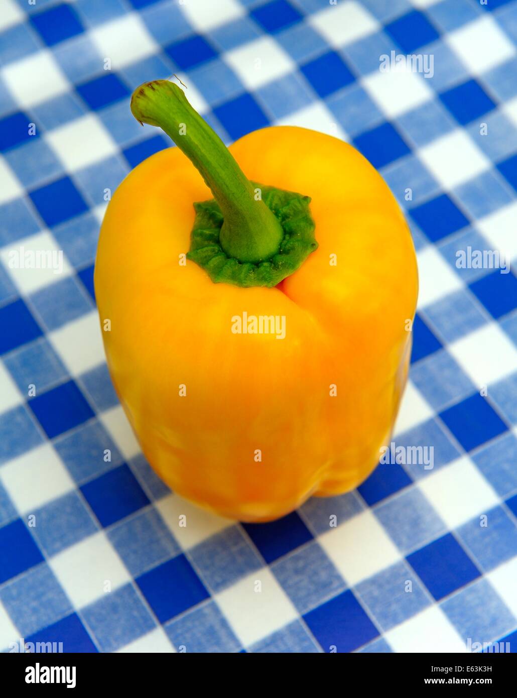 Yellow bell pepper Stock Photo - Alamy