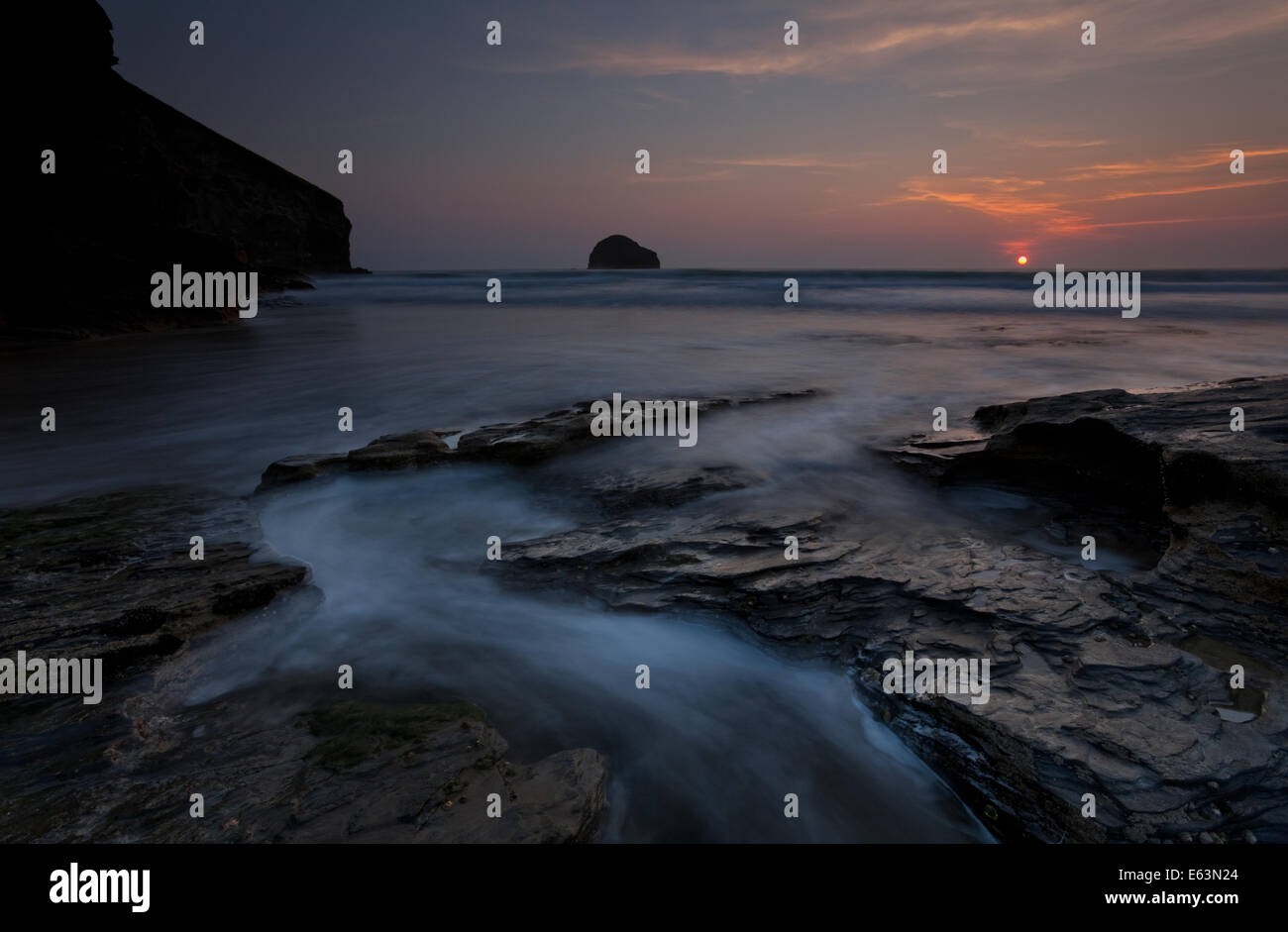 Trebarwith Strand Sunset Stock Photo - Alamy