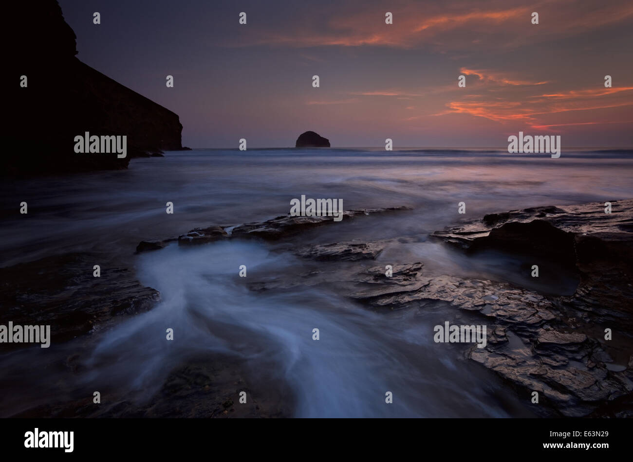 Trebarwith Strand Sunset Stock Photo - Alamy