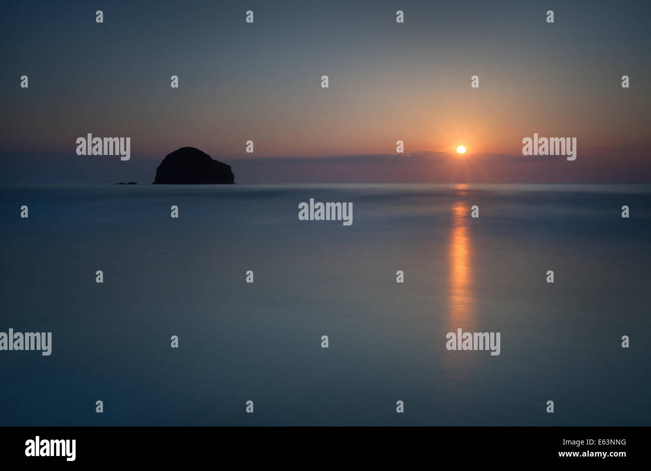 Trebarwith Strand Sunset Stock Photo - Alamy