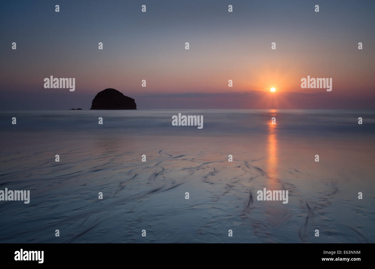 Trebarwith Strand Sunset Cornwall Stock Photo - Alamy