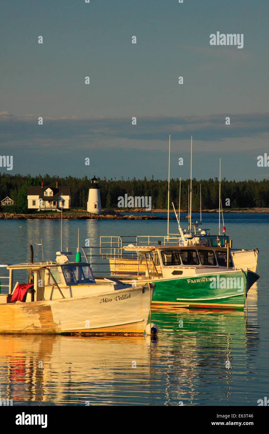 Elsas Inn, Prospect Harbor Point Lighthouse, Prospect Harbor, Maine ...