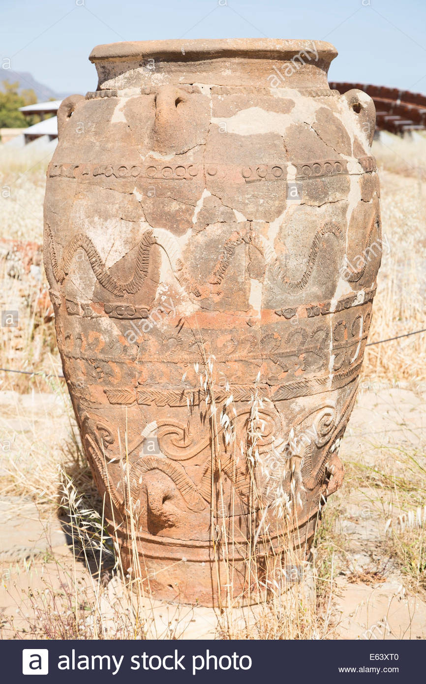Ancient Pot Stock Photos & Ancient Pot Stock Images - Alamy