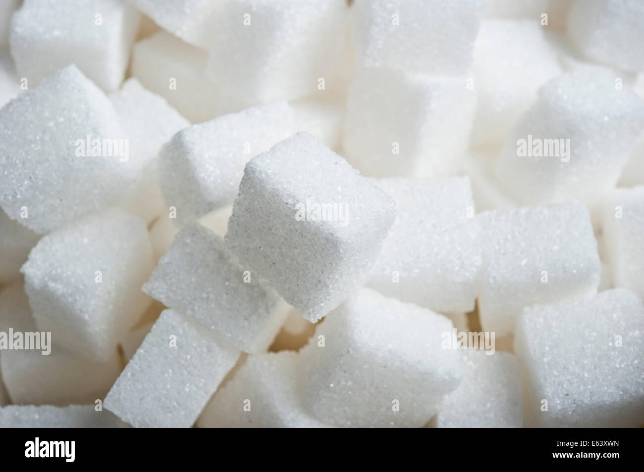 White sugar cubes hi-res stock photography and images - Alamy