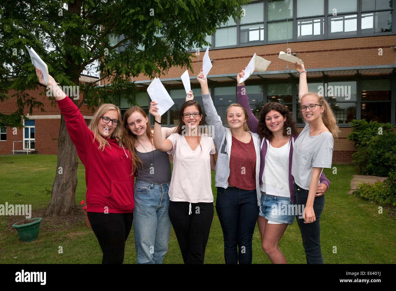 Bromley Kent, UK. 14th Aug, 2014. Students Georgina Weaver, Hannah ...