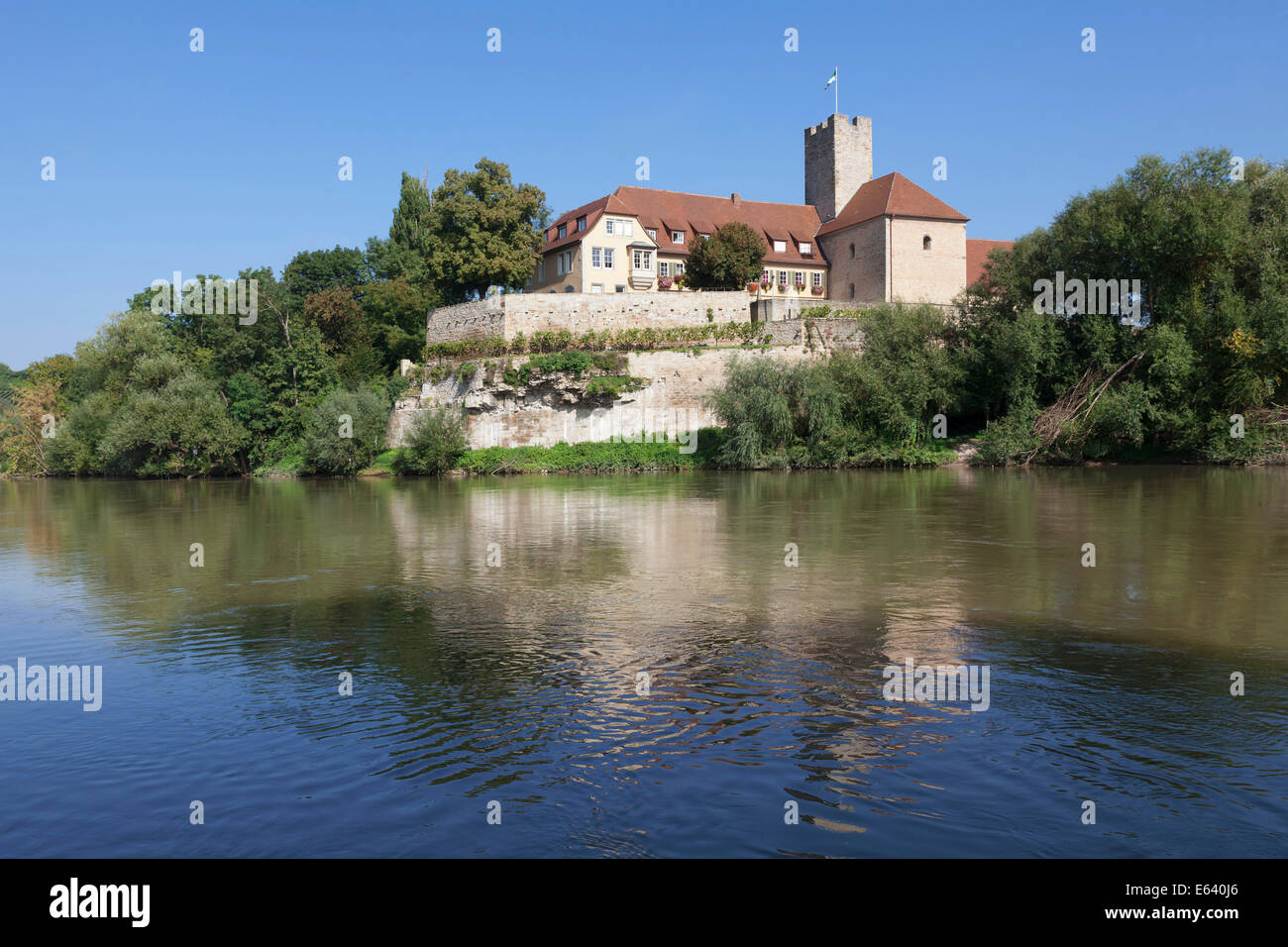 Grafenburg castle on the Neckar river, Lauffen am Neckar, Baden ...