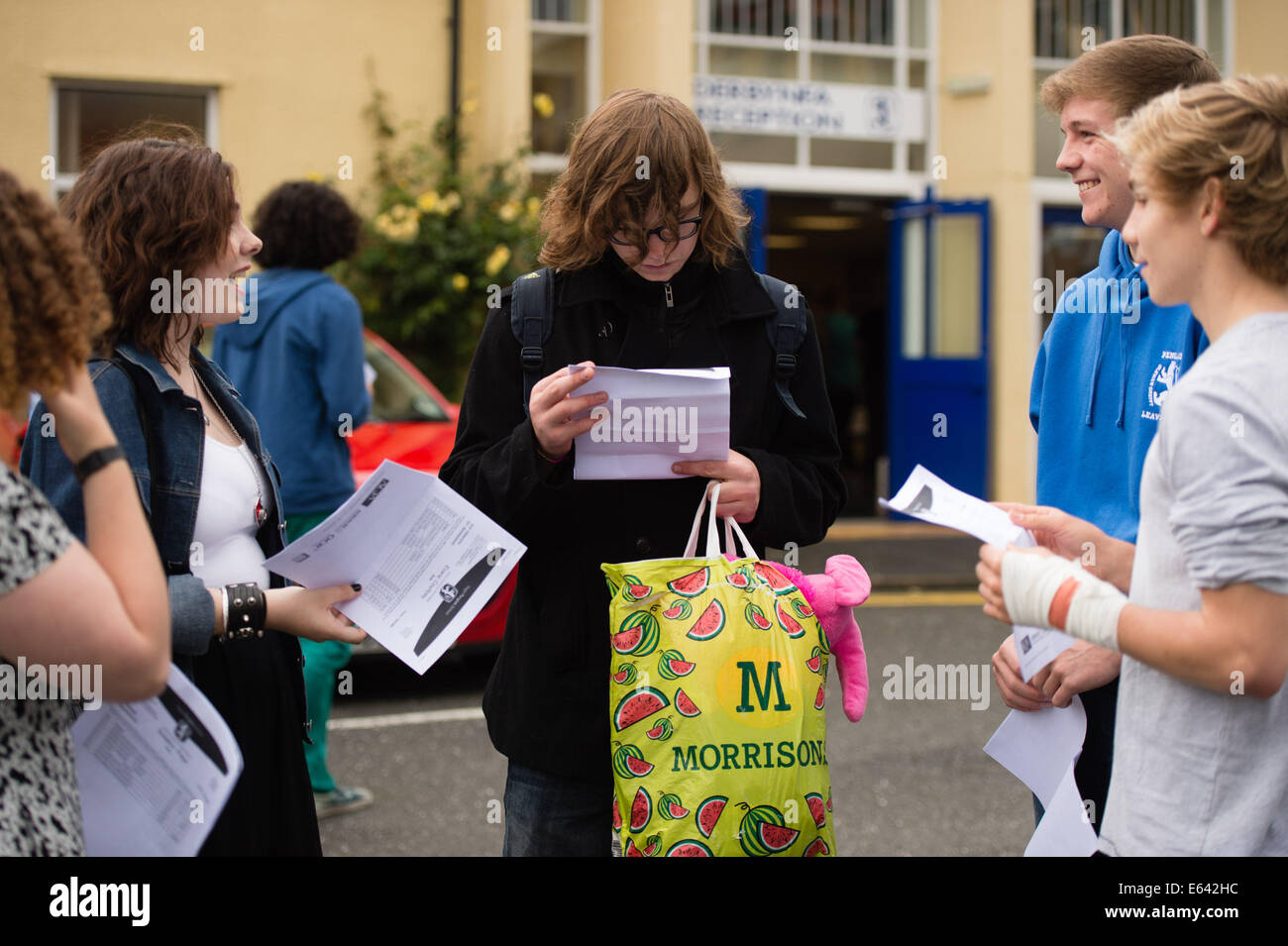 Pupils penglais school aberystwyth on hi-res stock photography and ...