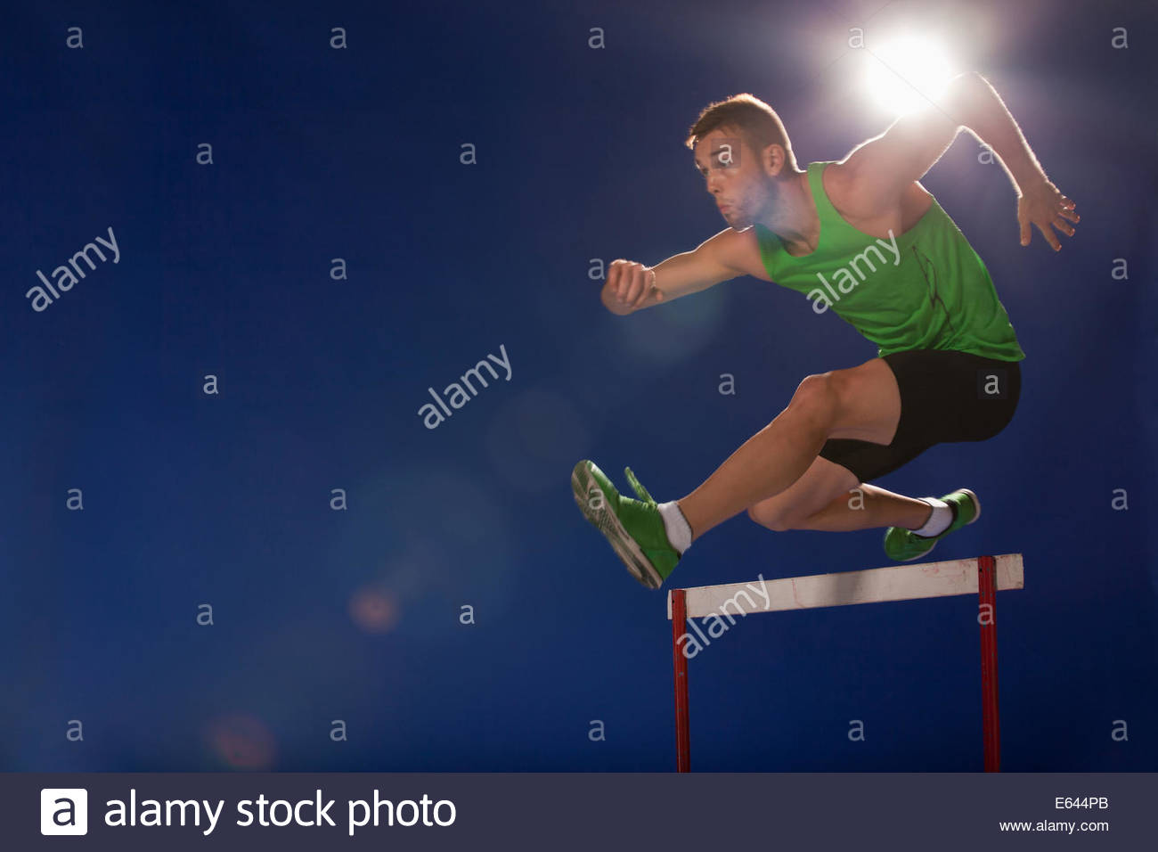 Hurdle Race Side View Stock Photos & Hurdle Race Side View Stock Images ...