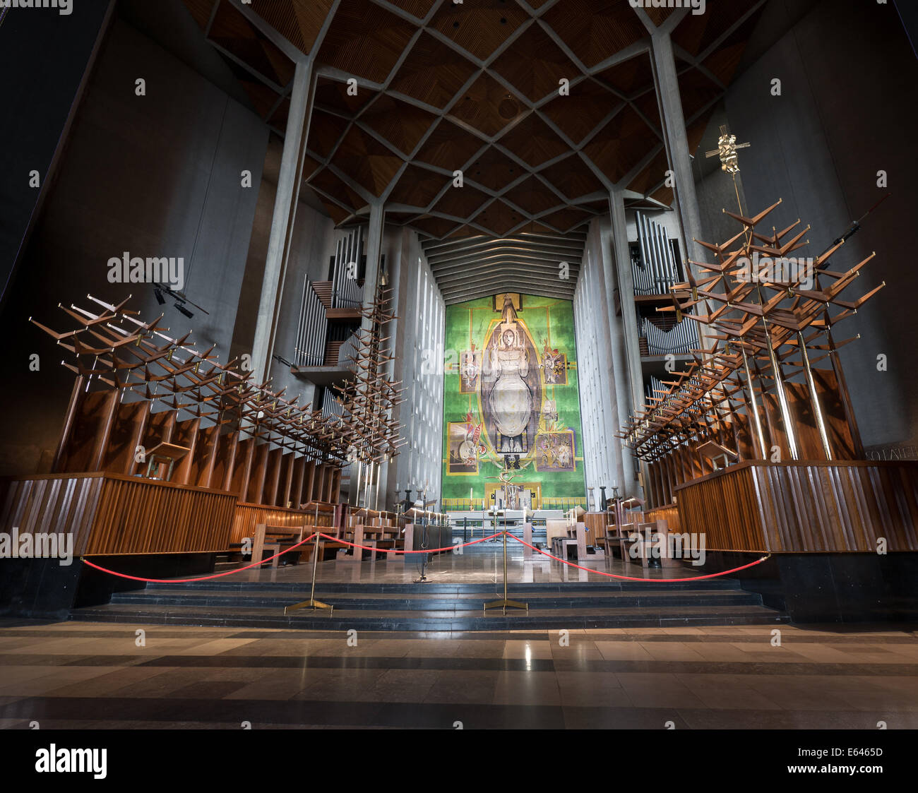 Chancel or sanctuary containing main altar at Coventry cathedral ...