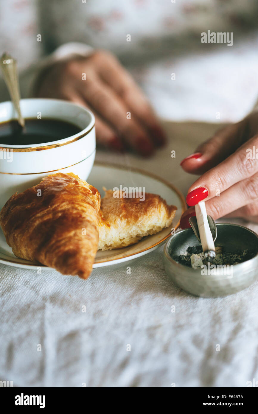 Smoking breakfast hi-res stock photography and images - Alamy