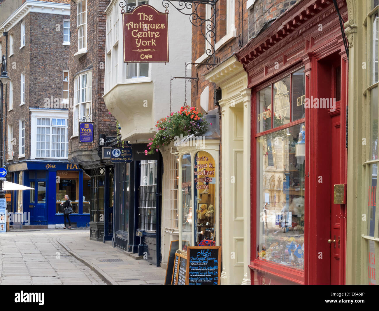 Stonegate York High Resolution Stock Photography and Images - Alamy