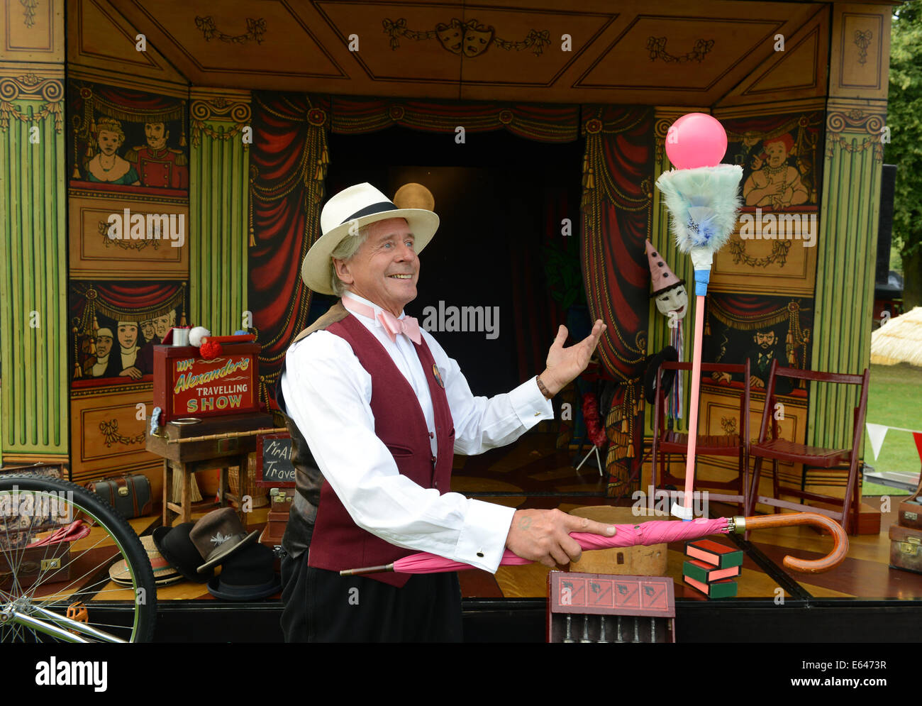 David Alexander childrens entertainer known as 'Mr Alexander Travelling ...