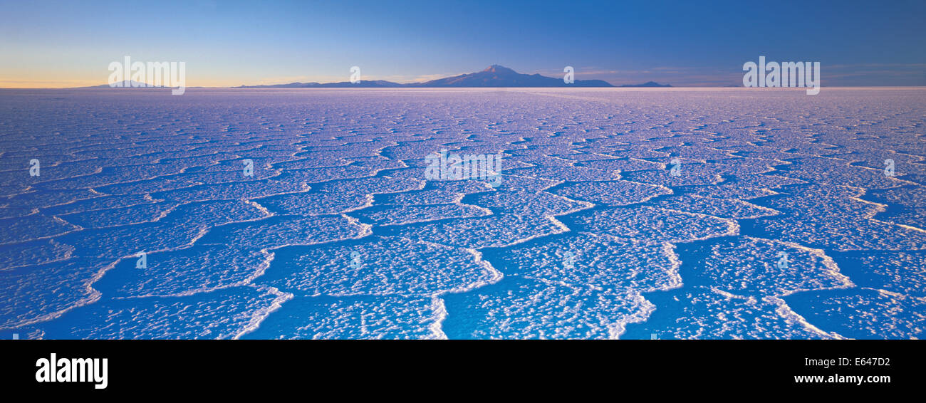Salt pans, Salar de Uyuni, Bolivia Stock Photo - Alamy
