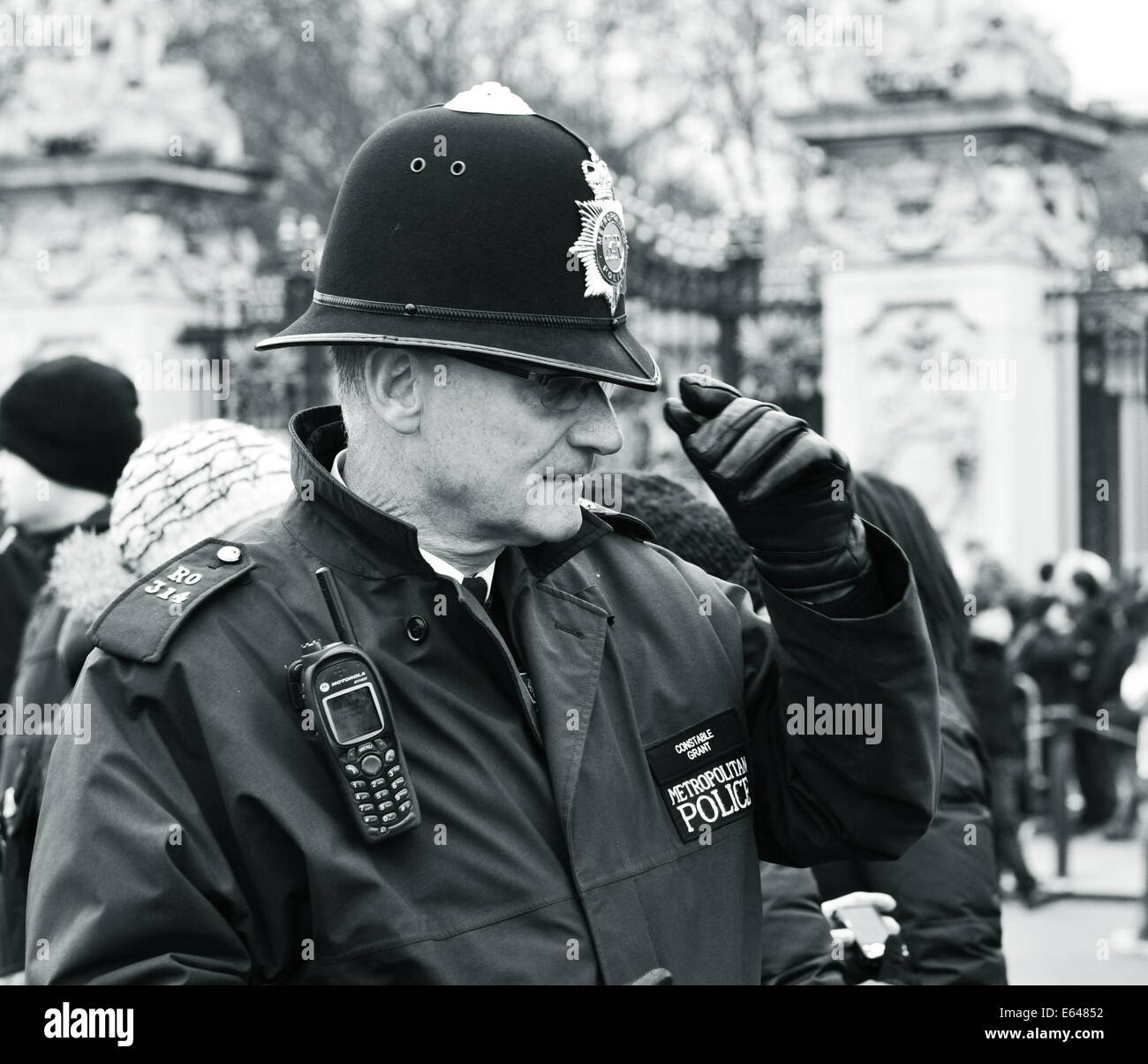 LONDON, UK - MARCH 5, 2011: London local Metropolitan policeman in ...