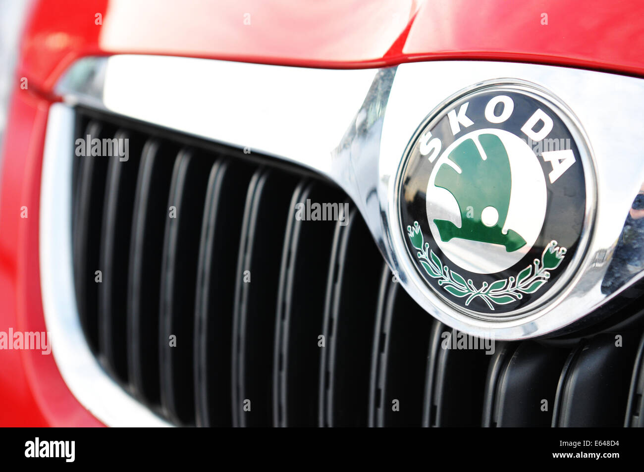 Skoda logo hi-res stock photography and images - Alamy
