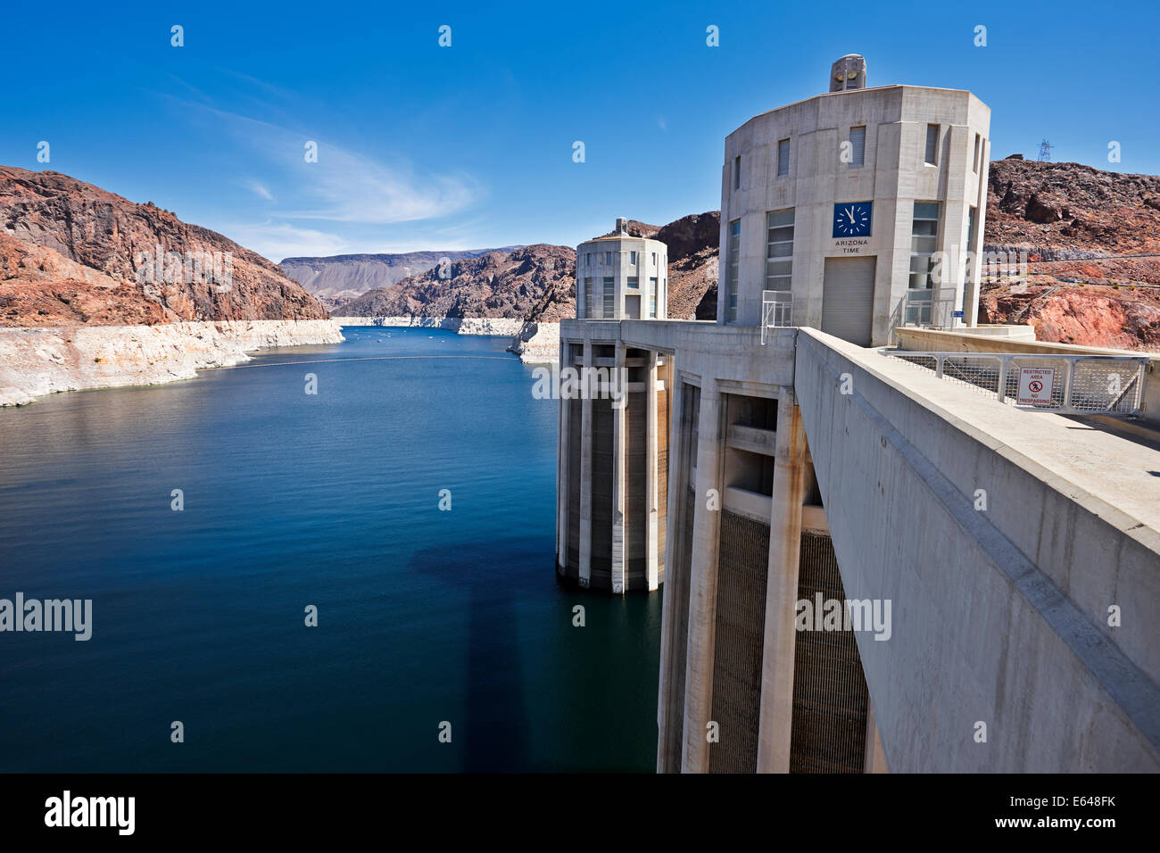 Hydro electric station hi-res stock photography and images - Alamy