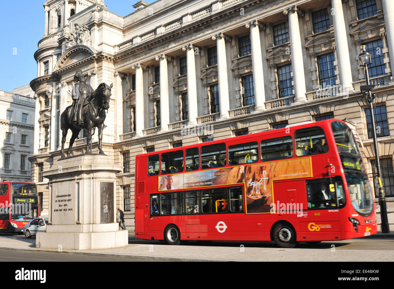 Trafalgar bus tours hi-res stock photography and images - Alamy