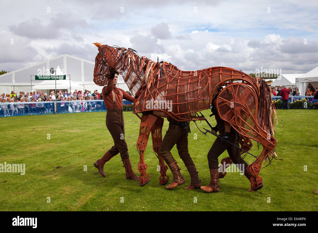 Southport, Merseyside, UK. 14th August, 2014. Warhorse puppet Joey ...