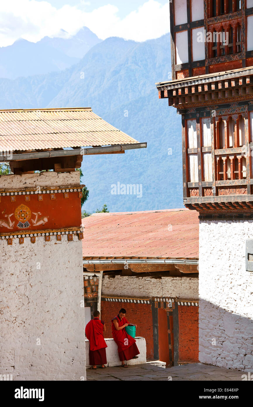 Tongsa Dzong, Buddhist monastery and fortress, in Tongsa, Bhutan Stock ...