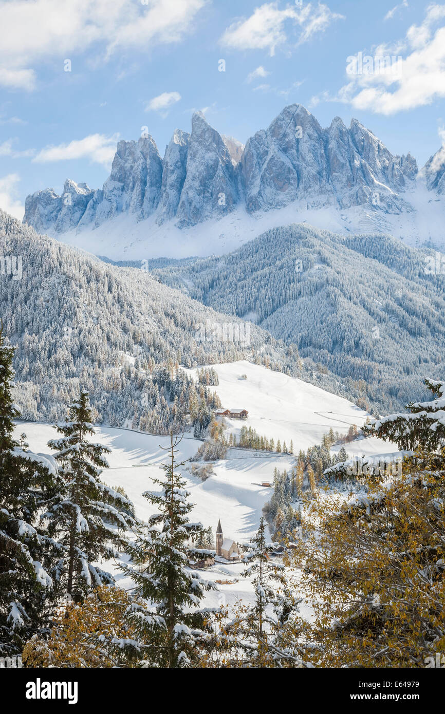 Winter snow St. Magdalena village Geisler Spitzen (3060m) Val di Funes ...