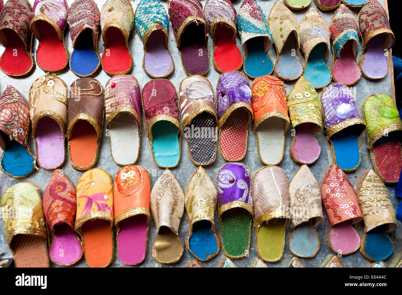 Souk marrakech hi-res stock photography and images - Alamy